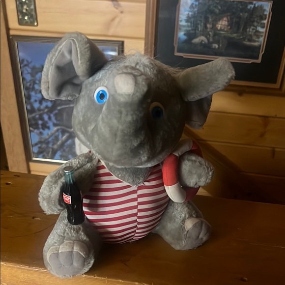 Coca Cola | Other | Vintage 993 Cocacola Plush Collection Elephant In A ...